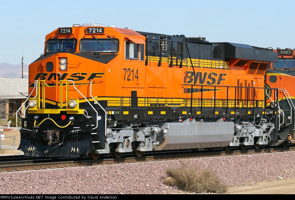 BNSF 7214